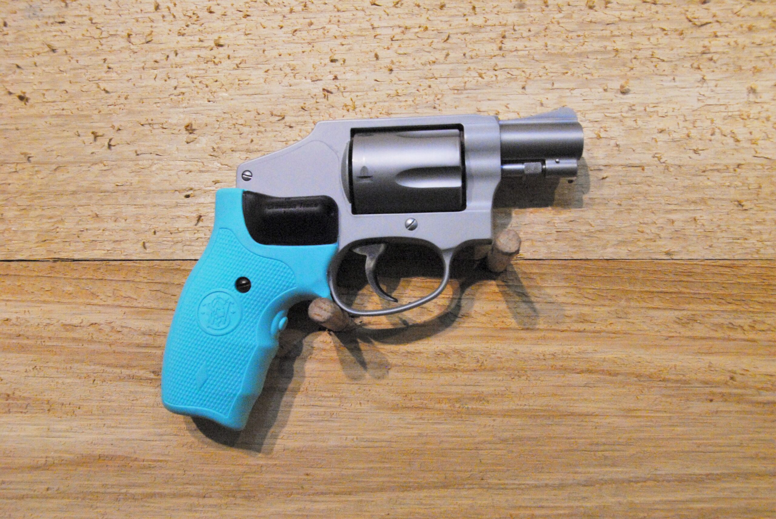 Smith Wesson 642 2 38spl P ADELBRIDGE CO